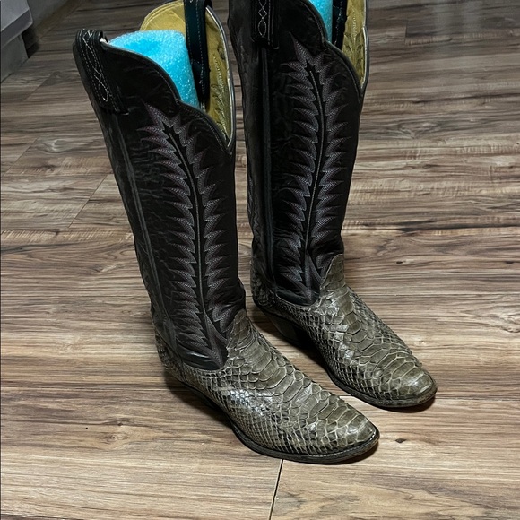 Tony Lama | Shoes | Tony Lama Vintage Gold Label Black Cherry ...